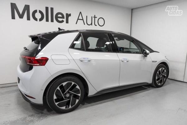 White Volkswagen ID.3 2023 in Vilnius, with an engine capacity of 0.00 L and mileage of 55 thousand km for 24900 €, photo 4 on AUTOMOTO.COM.LV