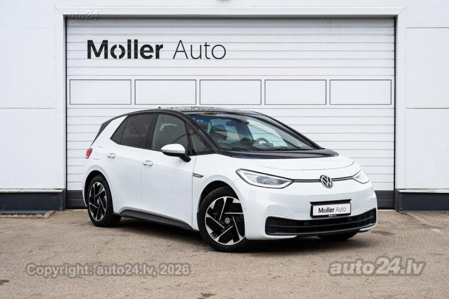 White Volkswagen ID.3 2023 in Riga, with an engine capacity of 1.00 L and mileage of 18 thousand km for 29616 €, photo 3 on AUTOMOTO.COM.LV