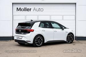 White Volkswagen ID.3 2023 in Riga, with an engine capacity of 1.00 L and mileage of 18 thousand km for 29616 €, photo 4 on AUTOMOTO.COM.LV