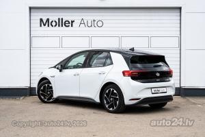 White Volkswagen ID.3 2023 in Riga, with an engine capacity of 1.00 L and mileage of 18 thousand km for 29616 €, photo 5 on AUTOMOTO.COM.LV