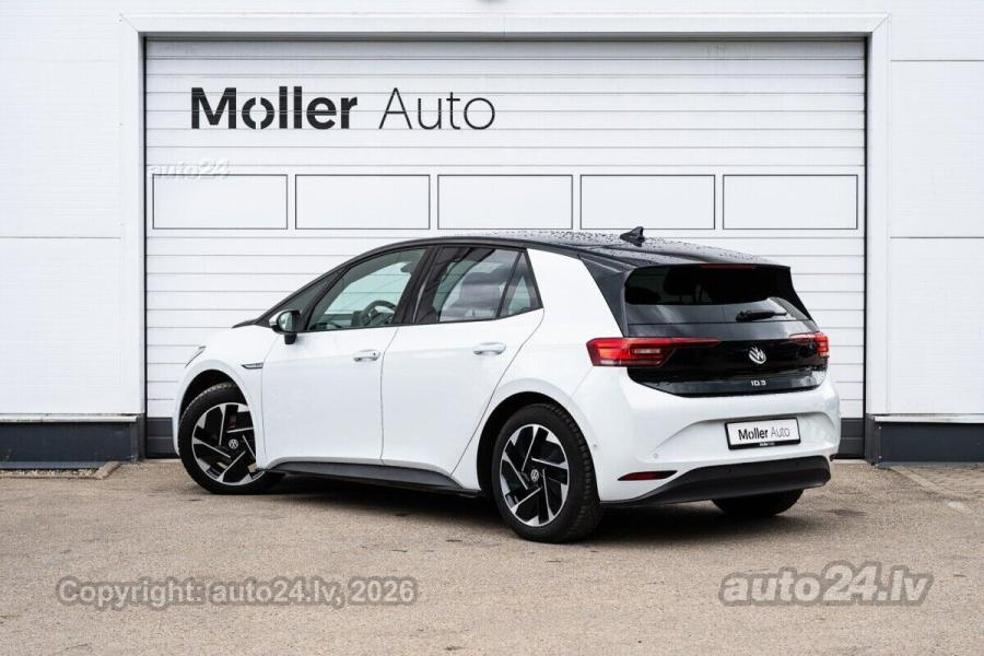 White Volkswagen ID.3 2023 in Riga, with an engine capacity of 1.00 L and mileage of 18 thousand km for 29616 €, photo 5 on AUTOMOTO.COM.LV