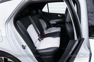 White Volkswagen ID.3 2023 in Riga, with an engine capacity of 1.00 L and mileage of 18 thousand km for 29616 €, photo 8 on AUTOMOTO.COM.LV