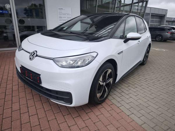 White Volkswagen ID.3 2023 in Siauliai, with an engine capacity of 0.00 L and mileage of 29 thousand km for 20900 €, photo 2 on AUTOMOTO.COM.LV