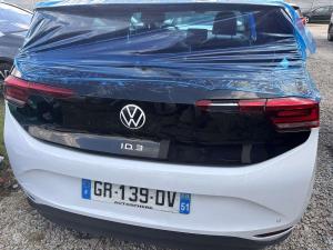 White Volkswagen ID.3 2023 in Kaunas, with an engine capacity of 0.00 L and mileage of 48 thousand km for 9900 €, photo 6 on AUTOMOTO.COM.LV