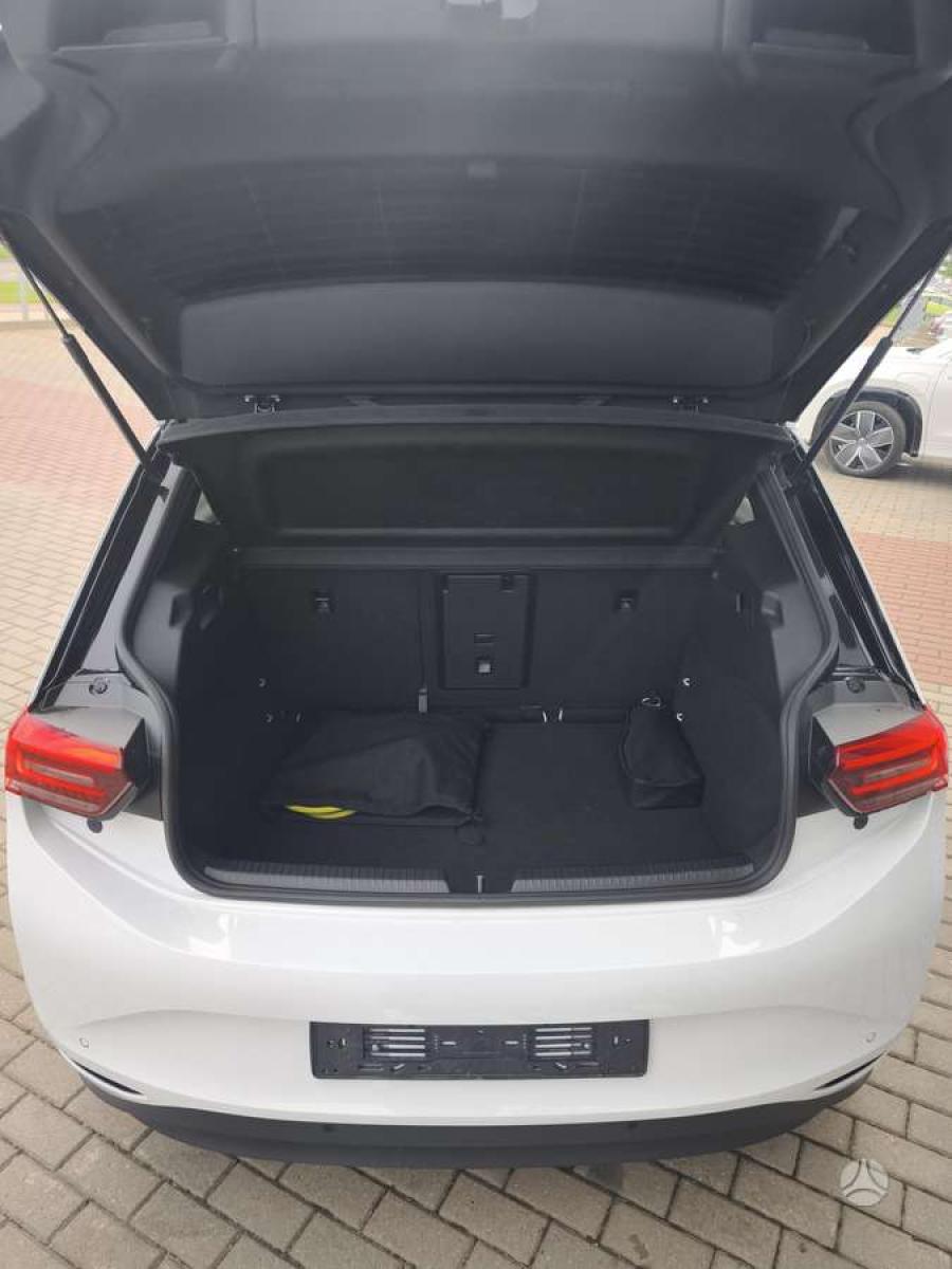 Balts Volkswagen ID.3 2024 Šauļi, ar dzinēja tilpumu 0.00 L un nobraukumu 10 tūkst. km par 25499 €, foto 12 vietnē AUTOMOTO.COM.LV