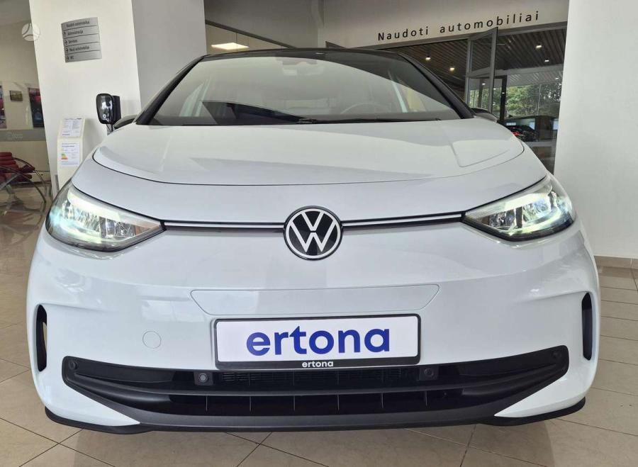 White Volkswagen ID.3 2025 in Siauliai, with an engine capacity of 0.00 L and mileage of 41 thousand km for 31900 €, photo 7 on AUTOMOTO.COM.LV