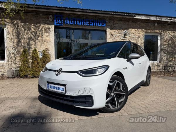 White Volkswagen ID.3 2020 in Tallinn, with an engine capacity of 0.00 L and mileage of 64 thousand km for 19990 €, photo 1 on AUTOMOTO.COM.LV