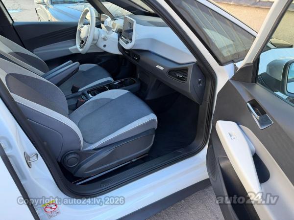 White Volkswagen ID.3 2020 in Tallinn, with an engine capacity of 0.00 L and mileage of 64 thousand km for 19990 €, photo 6 on AUTOMOTO.COM.LV