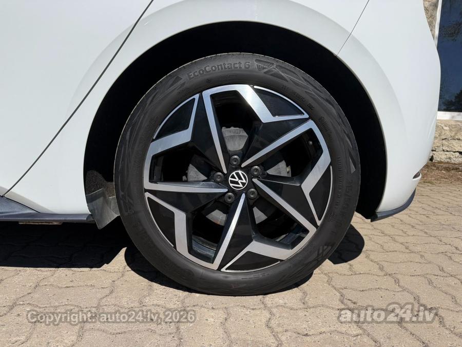 Balts Volkswagen ID.3 2020 Tallina, ar dzinēja tilpumu 0.00 L un nobraukumu 64 tūkst. km par 19990 €, foto 14 vietnē AUTOMOTO.COM.LV