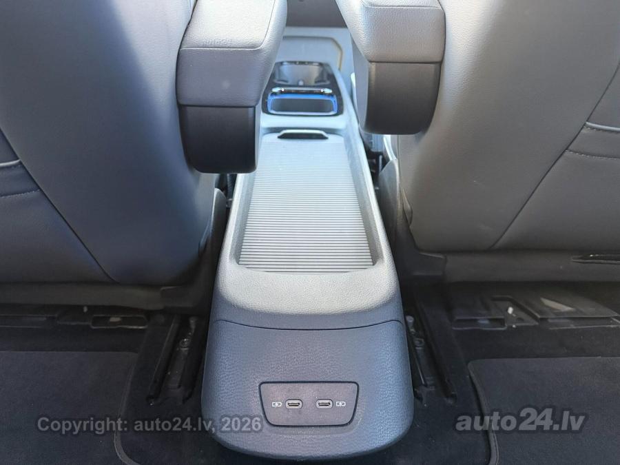 Balts Volkswagen ID.3 2020 Tallina, ar dzinēja tilpumu 0.00 L un nobraukumu 64 tūkst. km par 19990 €, foto 18 vietnē AUTOMOTO.COM.LV