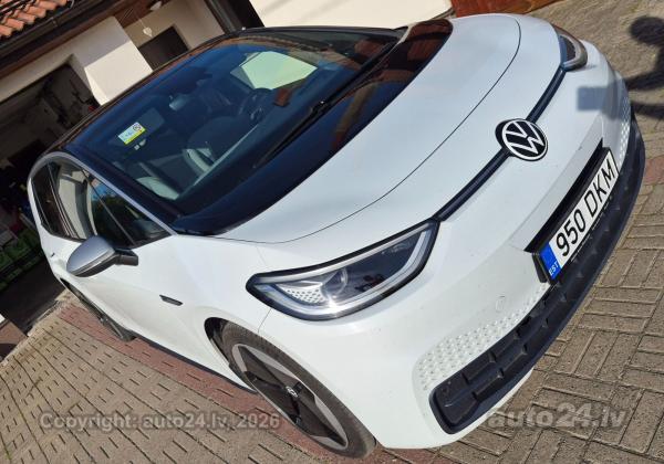 White Volkswagen ID.3 2020 in Rapla, with an engine capacity of 0.00 L and mileage of 78 thousand km for 18900 €, photo 2 on AUTOMOTO.COM.LV