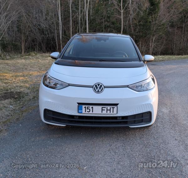 Balts Volkswagen ID.3 2023 Tallina, ar dzinēja tilpumu 0.00 L un nobraukumu 33 tūkst. km par 25900 €, foto 2 vietnē AUTOMOTO.COM.LV