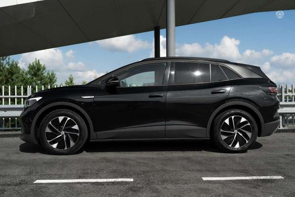 Melns Volkswagen ID.4 2021 Viļņa, ar dzinēja tilpumu 0.00 L un nobraukumu 124 tūkst. km par 20950 €, foto 3 vietnē AUTOMOTO.COM.LV