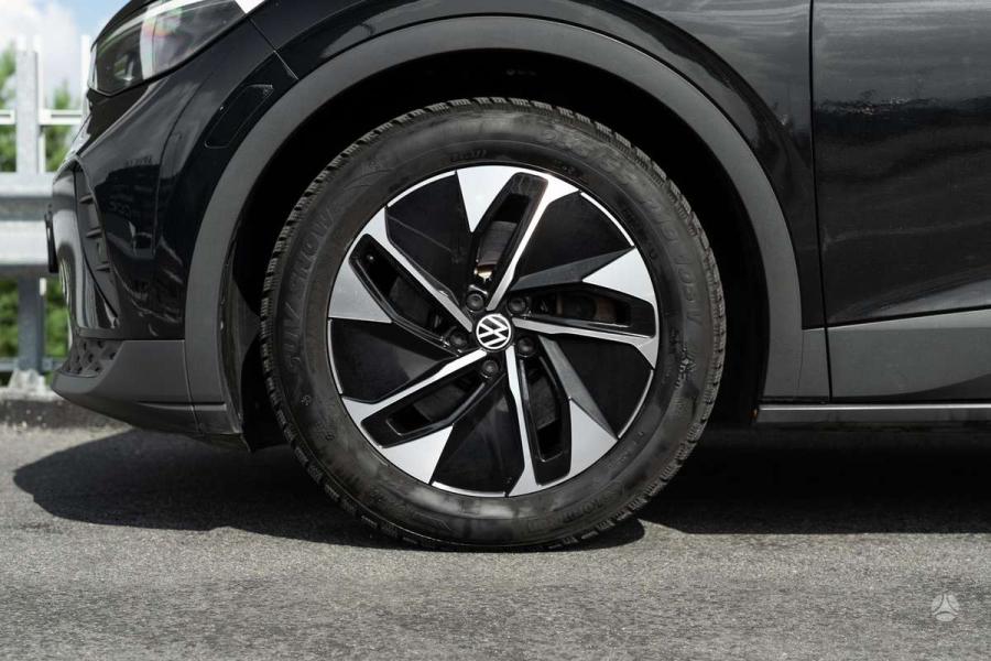 Black Volkswagen ID.4 2021 in Vilnius, with an engine capacity of 0.00 L and mileage of 124 thousand km for 20950 €, photo 12 on AUTOMOTO.COM.LV