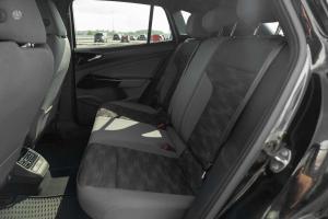 Black Volkswagen ID.4 2021 in Vilnius, with an engine capacity of 0.00 L and mileage of 124 thousand km for 20950 €, photo 16 on AUTOMOTO.COM.LV
