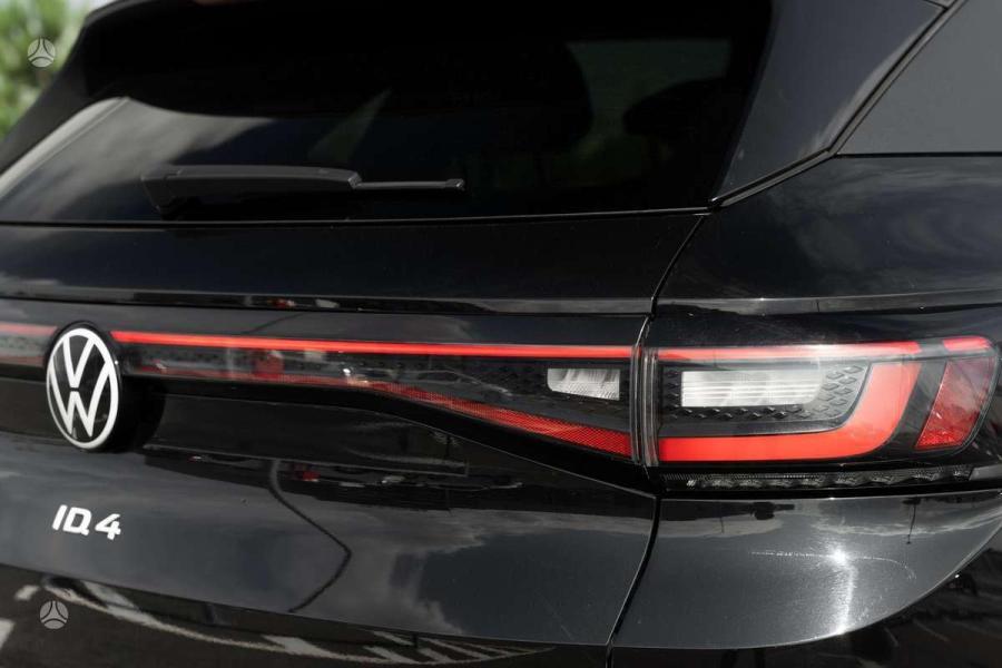 Melns Volkswagen ID.4 2021 Viļņa, ar dzinēja tilpumu 0.00 L un nobraukumu 124 tūkst. km par 19500 €, foto 6 vietnē AUTOMOTO.COM.LV