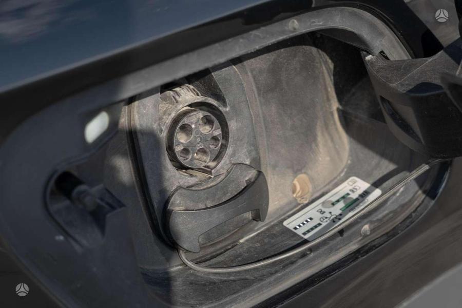 Melns Volkswagen ID.4 2021 Viļņa, ar dzinēja tilpumu 0.00 L un nobraukumu 124 tūkst. km par 19500 €, foto 13 vietnē AUTOMOTO.COM.LV