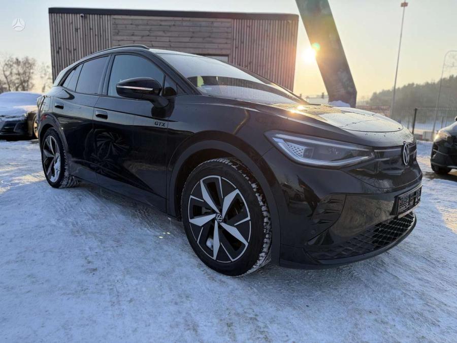 Melns Volkswagen ID.4 2022 Viļņa, ar dzinēja tilpumu 0.00 L un nobraukumu 118 tūkst. km par 26800 €, foto 1 vietnē AUTOMOTO.COM.LV