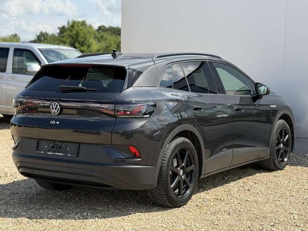 Black Volkswagen ID.4 2022 in Siauliai, with an engine capacity of 0.00 L and mileage of 69 thousand km for 25499 €, photo 5 on AUTOMOTO.COM.LV
