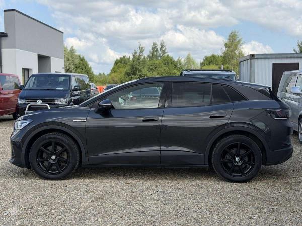 Black Volkswagen ID.4 2022 in Siauliai, with an engine capacity of 0.00 L and mileage of 69 thousand km for 25499 €, photo 8 on AUTOMOTO.COM.LV