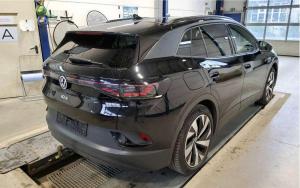Black Volkswagen ID.4 2022 in Vilnius, with an engine capacity of 0.00 L and mileage of 155 thousand km for 26300 €, photo 3 on AUTOMOTO.COM.LV