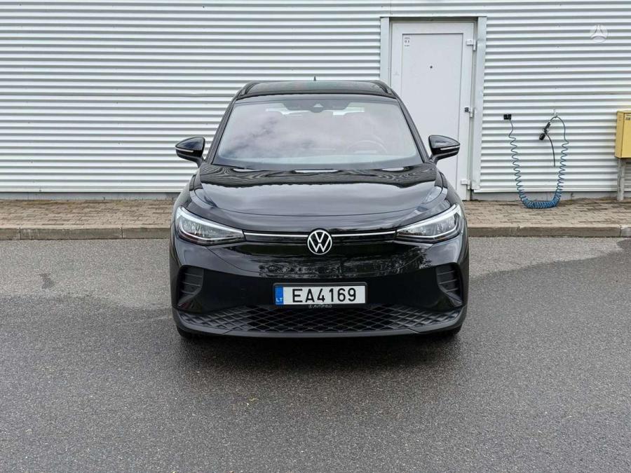 Black Volkswagen ID.4 2022 in Vilnius, with an engine capacity of 0.00 L and mileage of 65 thousand km for 26450 €, photo 6 on AUTOMOTO.COM.LV
