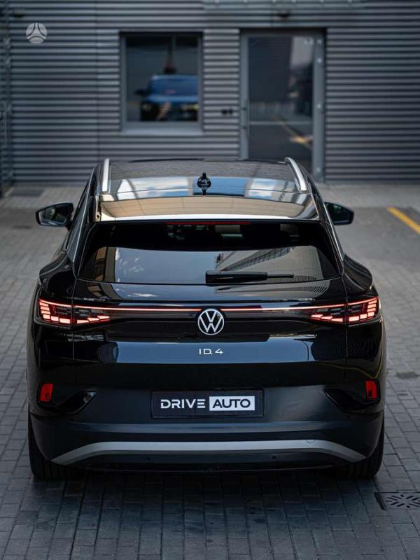 Melns Volkswagen ID.4 2022 Viļņa, ar dzinēja tilpumu 0.00 L un nobraukumu 134 tūkst. km par 25900 €, foto 8 vietnē AUTOMOTO.COM.LV