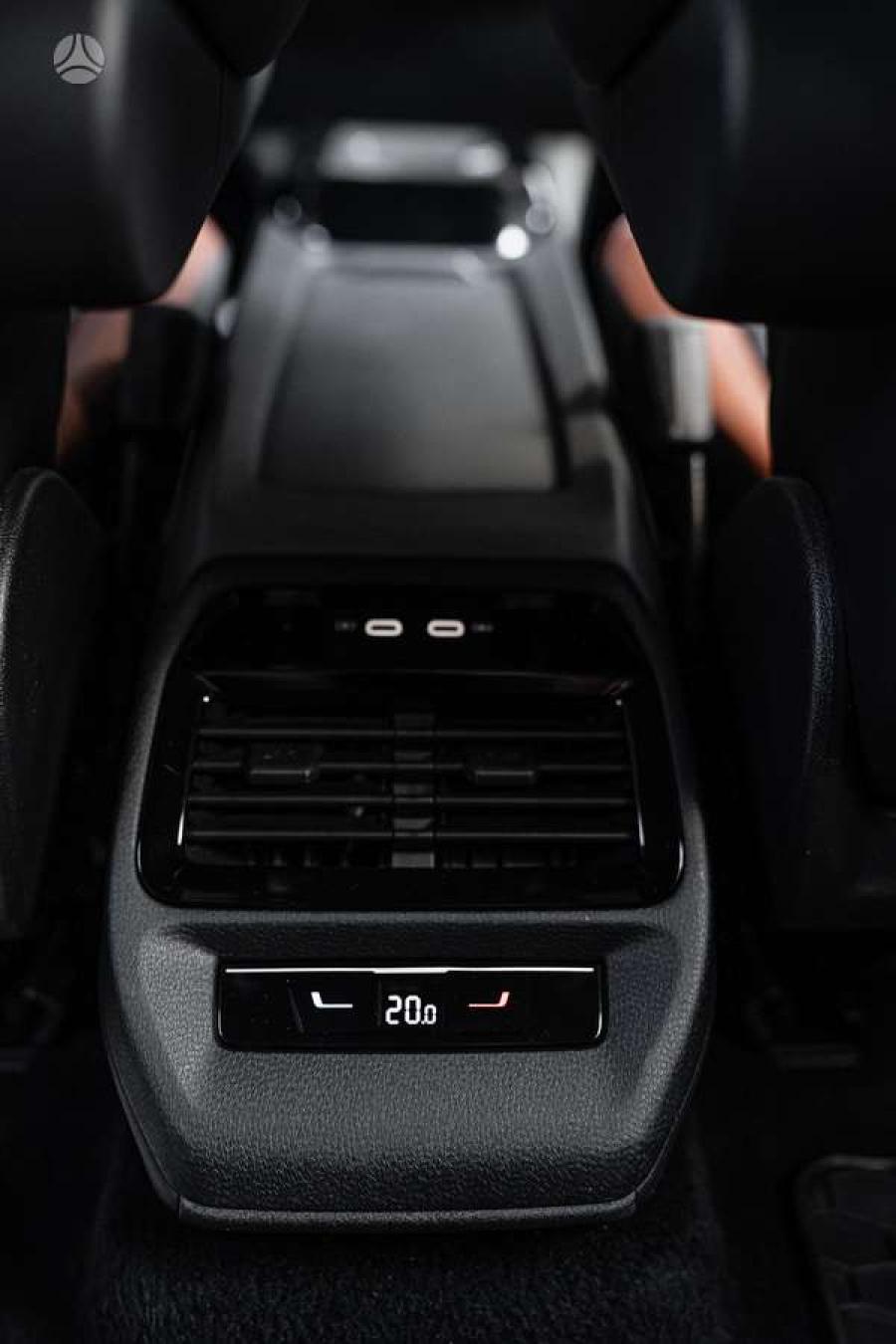 Black Volkswagen ID.4 2022 in Vilnius, with an engine capacity of 0.00 L and mileage of 134 thousand km for 25900 €, photo 25 on AUTOMOTO.COM.LV