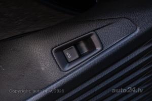 Black Volkswagen ID.4 2023 in Riga, with an engine capacity of 0.00 L and mileage of 72 thousand km for 34792 €, photo 26 on AUTOMOTO.COM.LV