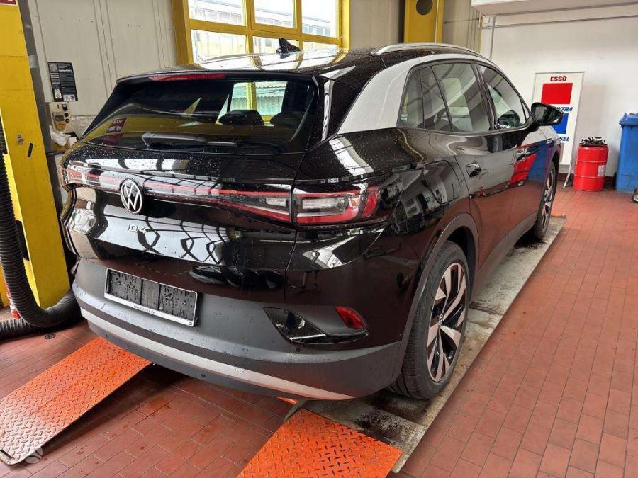 Melns Volkswagen ID.4 2023 Viļņa, ar dzinēja tilpumu 0.00 L un nobraukumu 138 tūkst. km par 24490 €, foto 5 vietnē AUTOMOTO.COM.LV