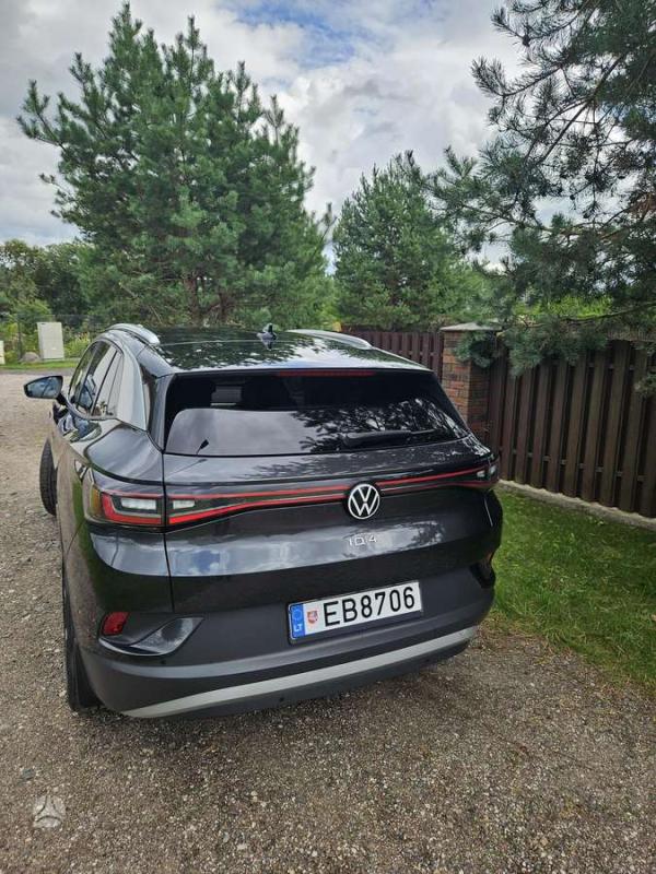 Melns Volkswagen ID.4 2021 Viļņa, ar dzinēja tilpumu 0.00 L un nobraukumu 136 tūkst. km par 23800 €, foto 4 vietnē AUTOMOTO.COM.LV