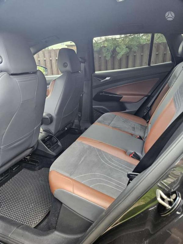 Melns Volkswagen ID.4 2021 Viļņa, ar dzinēja tilpumu 0.00 L un nobraukumu 136 tūkst. km par 23800 €, foto 8 vietnē AUTOMOTO.COM.LV