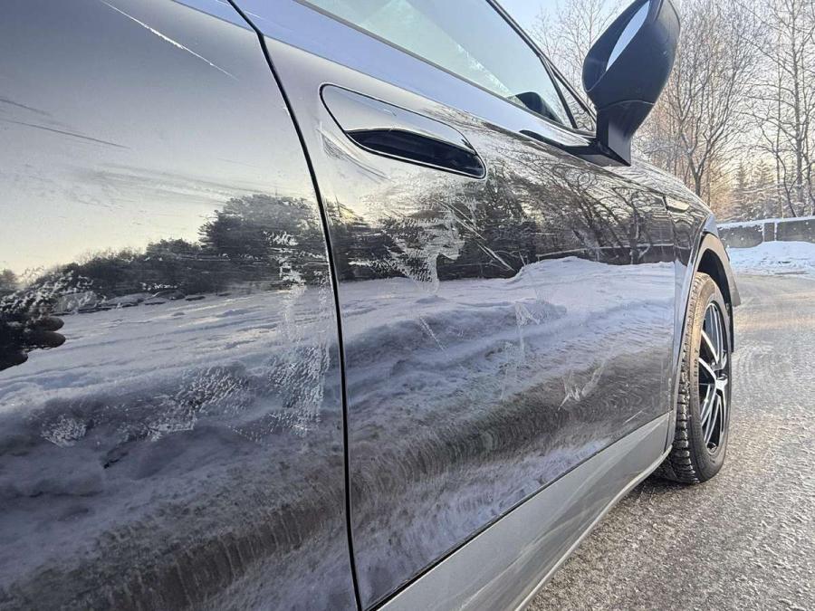 Черный Фольксваген ID.4 2023 в Вильнюс, объемом двигателя 0.00 л и пробегом 64 тыс. км за 17270 €, фото 13 на AUTOMOTO.COM.LV