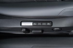 Melns Volkswagen ID.4 2022 Rīga, ar dzinēja tilpumu 0.10 L un nobraukumu 63 tūkst. km par 32800 €, foto 10 vietnē AUTOMOTO.COM.LV