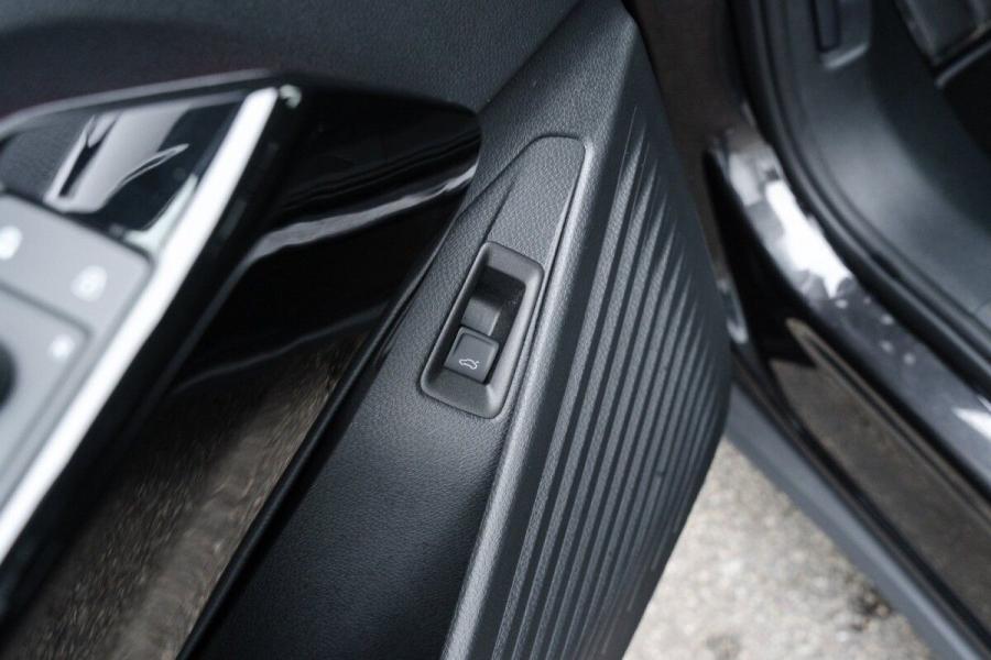 Melns Volkswagen ID.4 2022 Rīga, ar dzinēja tilpumu 0.10 L un nobraukumu 63 tūkst. km par 32800 €, foto 14 vietnē AUTOMOTO.COM.LV