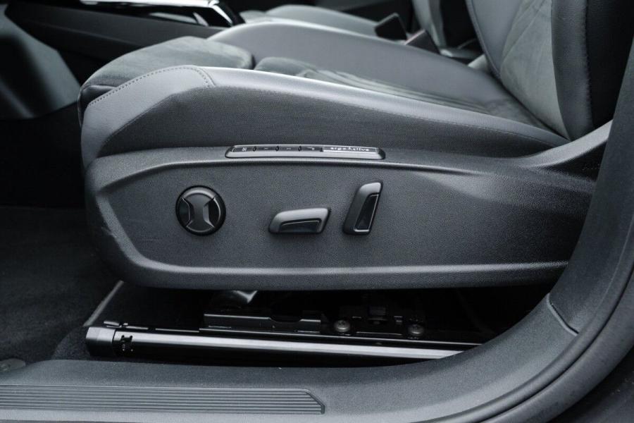 Melns Volkswagen ID.4 2022 Rīga, ar dzinēja tilpumu 0.10 L un nobraukumu 63 tūkst. km par 32800 €, foto 15 vietnē AUTOMOTO.COM.LV