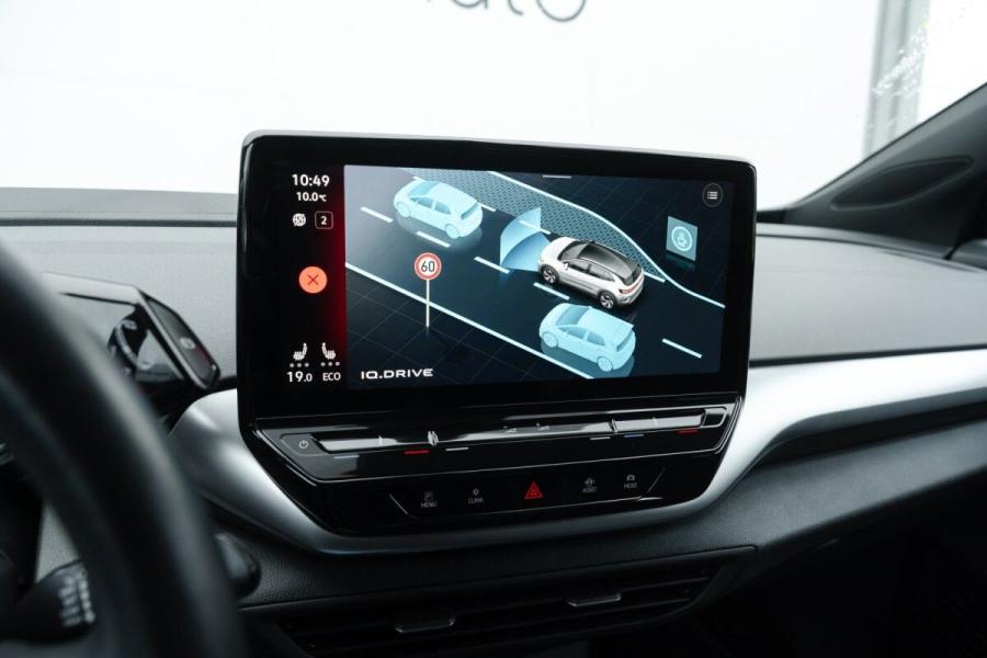 Melns Volkswagen ID.4 2022 Rīga, ar dzinēja tilpumu 0.10 L un nobraukumu 63 tūkst. km par 32800 €, foto 26 vietnē AUTOMOTO.COM.LV