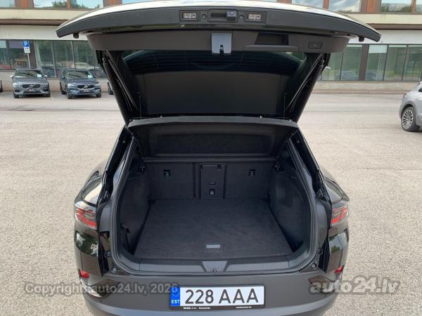 Black Volkswagen ID.4 2022 in Tallinn, with an engine capacity of 0.00 L and mileage of 164 thousand km for 25500 €, photo 10 on AUTOMOTO.COM.LV