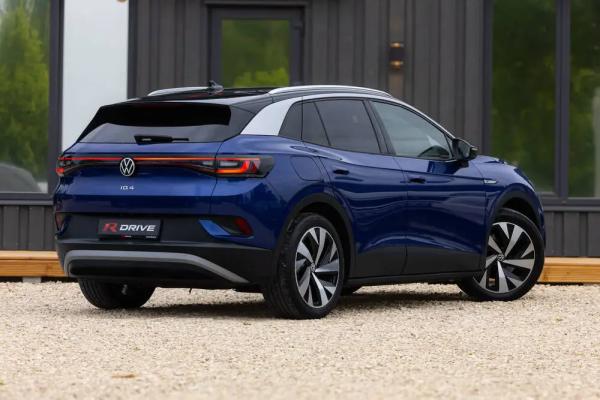 Zils Volkswagen ID.4 2020 Jelgava, ar dzinēja tilpumu 0.00 L un nobraukumu 172 tūkst. km par 19900 €, foto 7 vietnē AUTOMOTO.COM.LV