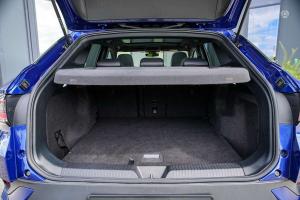 Blue Volkswagen ID.4 2021 in Kaunas, with an engine capacity of 0.00 L and mileage of 71 thousand km for 23950 €, photo 16 on AUTOMOTO.COM.LV