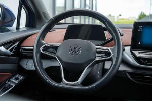 Blue Volkswagen ID.4 2021 in Kaunas, with an engine capacity of 0.00 L and mileage of 71 thousand km for 23950 €, photo 19 on AUTOMOTO.COM.LV