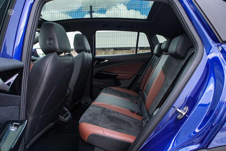 Blue Volkswagen ID.4 2021 in Kaunas, with an engine capacity of 0.00 L and mileage of 71 thousand km for 23950 €, photo 37 on AUTOMOTO.COM.LV