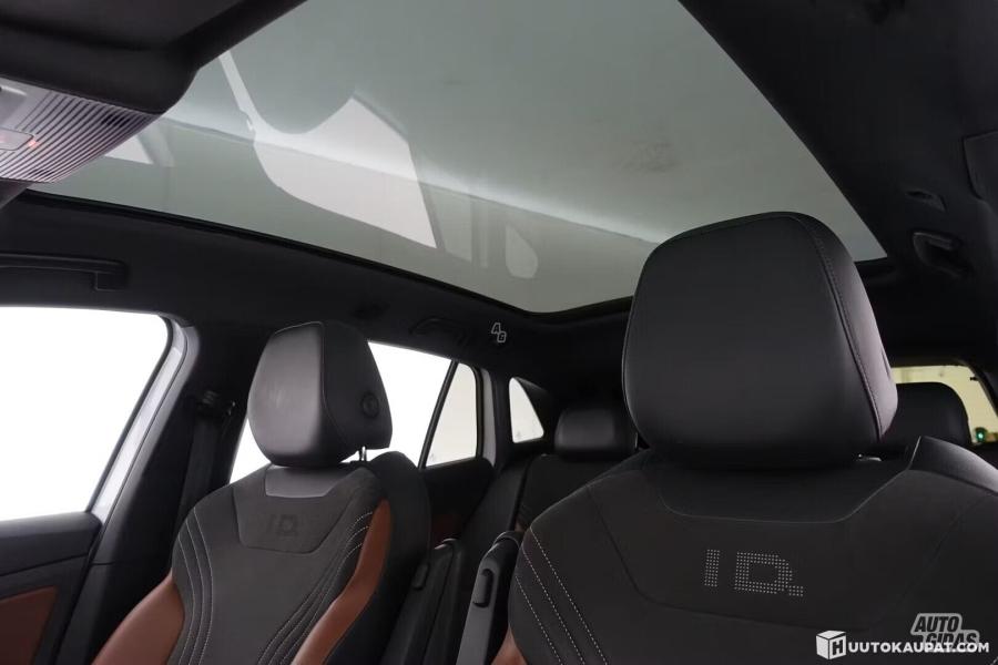 Volkswagen ID.4 2021 in Jonava, with an engine capacity of 0.00 L and mileage of 188 thousand km for 15999 €, photo 12 on AUTOMOTO.COM.LV