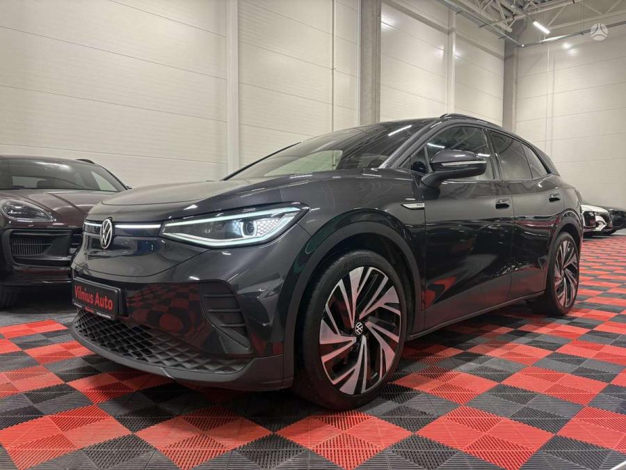 Grey Volkswagen ID.4 2021 in Vilnius, with an engine capacity of 0.00 L and mileage of 133 thousand km for 25999 €, photo 1 on AUTOMOTO.COM.LV