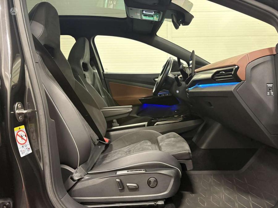 Grey Volkswagen ID.4 2021 in Vilnius, with an engine capacity of 0.00 L and mileage of 133 thousand km for 25999 €, photo 18 on AUTOMOTO.COM.LV