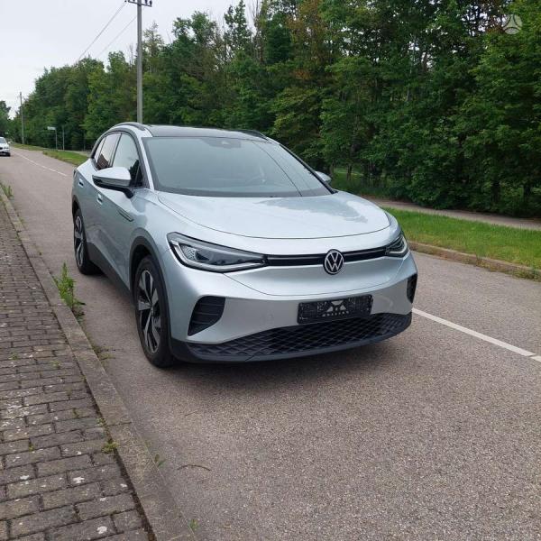 Grey Volkswagen ID.4 2021 in Kaunas, with an engine capacity of 0.00 L and mileage of 35 thousand km for 22999 €, photo 3 on AUTOMOTO.COM.LV