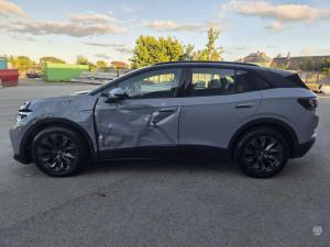 Pelēks Volkswagen ID.4 2021 Mažeikiai, ar dzinēja tilpumu 0.00 L un nobraukumu 117 tūkst. km par 12900 €, foto 6 vietnē AUTOMOTO.COM.LV