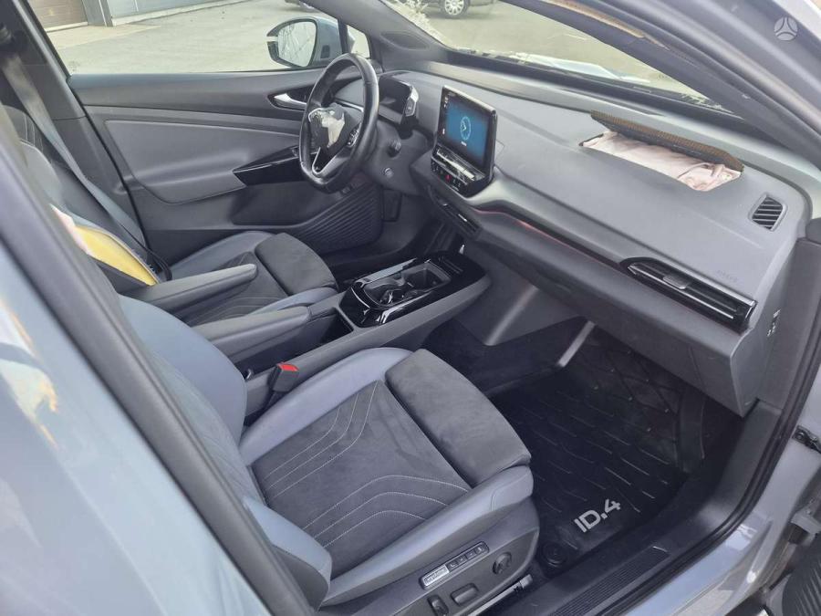 Pelēks Volkswagen ID.4 2021 Mažeikiai, ar dzinēja tilpumu 0.00 L un nobraukumu 117 tūkst. km par 12900 €, foto 9 vietnē AUTOMOTO.COM.LV
