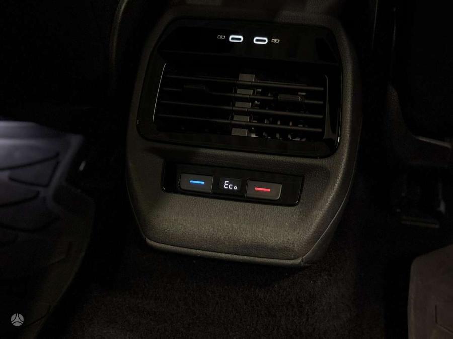 Pelēks Volkswagen ID.4 2021 Viļņa, ar dzinēja tilpumu 0.00 L un nobraukumu 133 tūkst. km par 24999 €, foto 37 vietnē AUTOMOTO.COM.LV