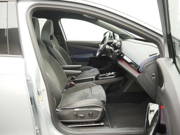 Pelēks Volkswagen ID.4 2022 Viļņa, ar dzinēja tilpumu 0.00 L un nobraukumu 65 tūkst. km par 35000 €, foto 11 vietnē AUTOMOTO.COM.LV